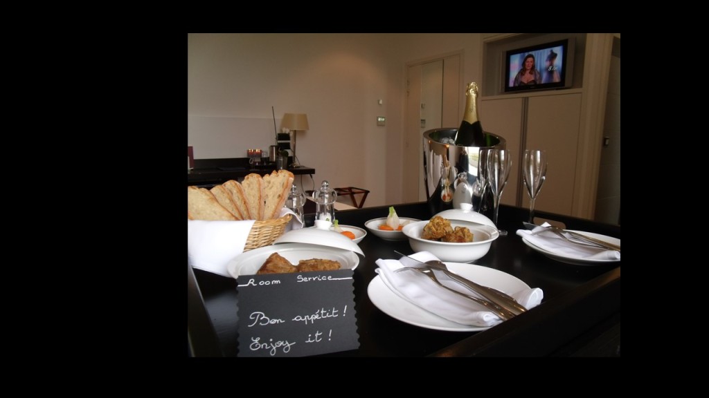 hotel-4-etoiles-rodez-soiree-etape-booking-com-venere-hotel ...